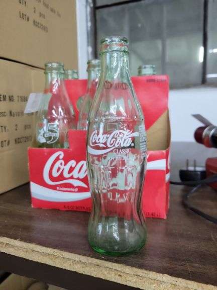 Vintage 6 Pack Coca Cola Bottles - Baer Auctioneers - Realty, LLC