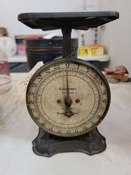Vintage Columbia Family Scale - Baer Auctioneers - Realty, LLC