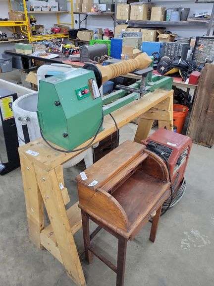 CM Cummins Mack Wood Lathe, Stand - Baer Auctioneers - Realty, LLC