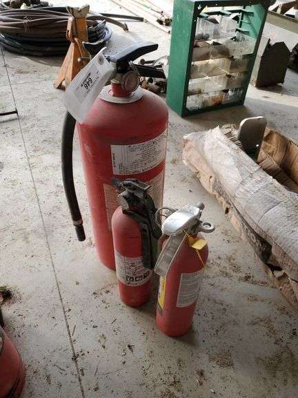 3 Fire Extinguishers - Baer Auctioneers - Realty, LLC