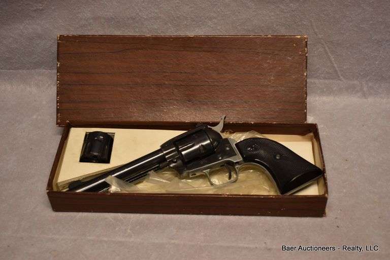 Hawes Deputy Marshall 22 Mag / 22LR Revolver - Baer Auctioneers ...