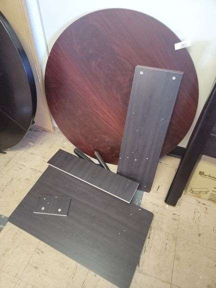 Stand & Round Table- No Legs Approx. 3' - Baer Auctioneers - Realty, LLC