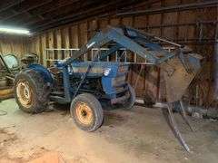 Ford 3000 Diesel Tractor w/ Loader - Baer Auctioneers - Realty, LLC