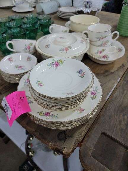21 Piece Priscilla Pattern Set - Baer Auctioneers - Realty, LLC