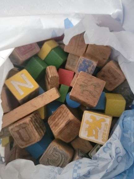 Assorted Wooden Blocks - Baer Auctioneers - Realty, LLC