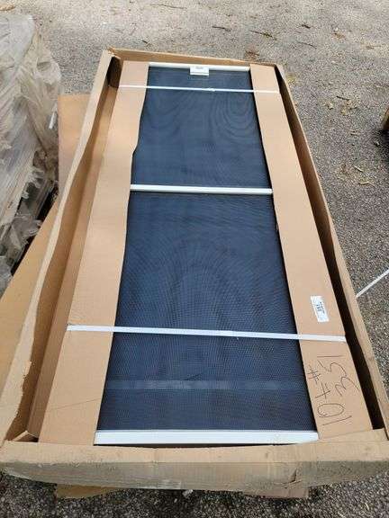 3 Boxes Of Assorted Anderson Screens - Baer Auctioneers - Realty, LLC