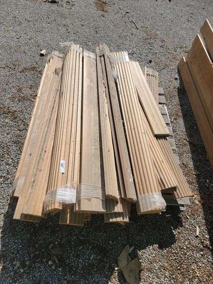 Pallet of Assorted Wood Trim Pieces - Baer Auctioneers - Realty, LLC