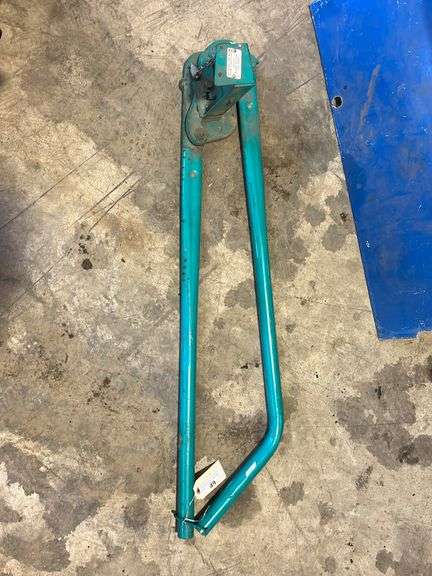 Steel City Slotted Angle Cutter - Baer Auctioneers - Realty, LLC