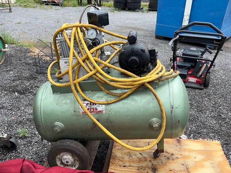 SMC Air Compressor - Baer Auctioneers - Realty, LLC