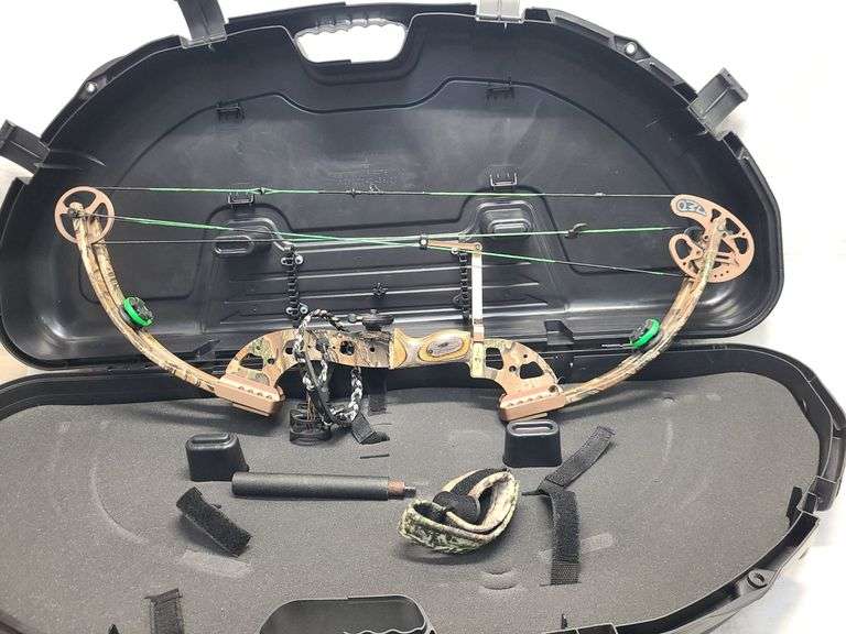 Bear Epic Extreme Compound Bow - Baer Auctioneers - Realty, LLC