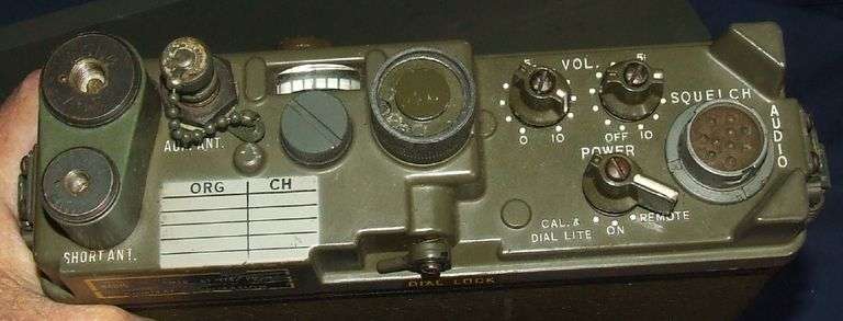 US Army Rt 174 prc 8 Radio - Baer Auctioneers - Realty, LLC