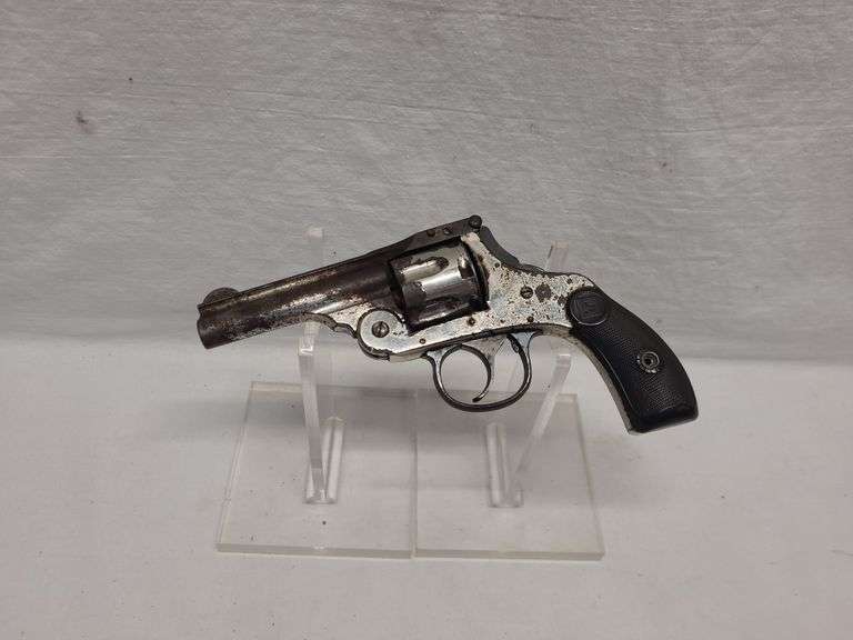 H&R Hammerless 38 S&W Revolver - Baer Auctioneers - Realty, LLC