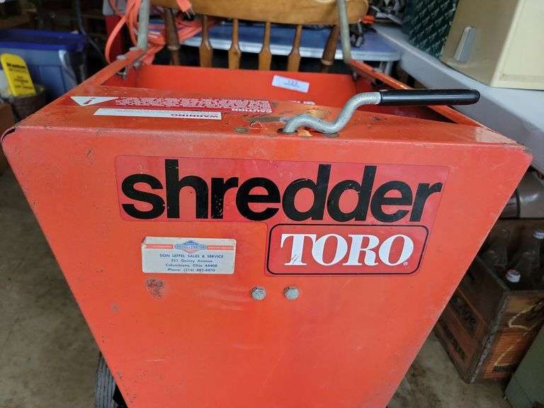 Toro Wood Chipper - Baer Auctioneers - Realty, LLC
