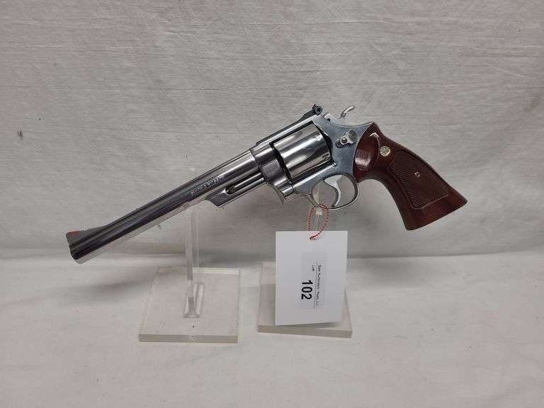 Smith & Wesson M629-2 44 Mag Revolver - Baer Auctioneers - Realty, LLC