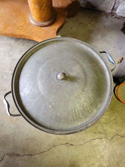 Large Size Kaldero Pot - Baer Auctioneers - Realty, LLC