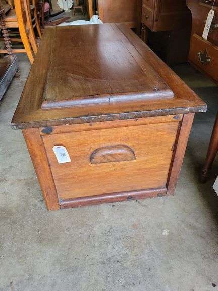 Wooden Chest - Baer Auctioneers - Realty, LLC
