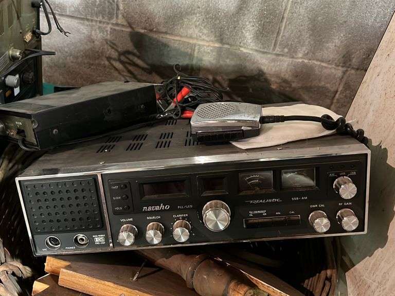 Realistic Navaho CB Radio, Dynamic Radio and Accessories - Baer ...