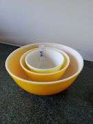 3 Piece Yellow Pyrex Mixing Bowl Set - Baer Auctioneers - Realty, LLC
