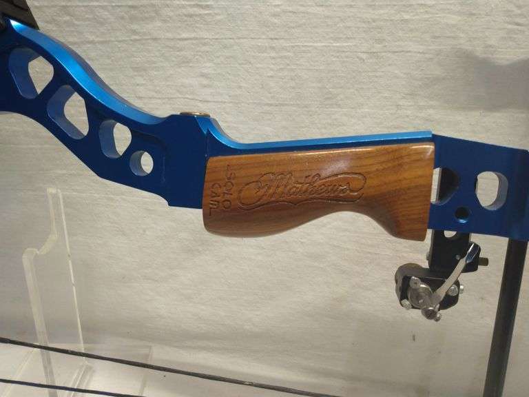 Matthews MQ1 Solo Cam compound bow - Baer Auctioneers - Realty, LLC