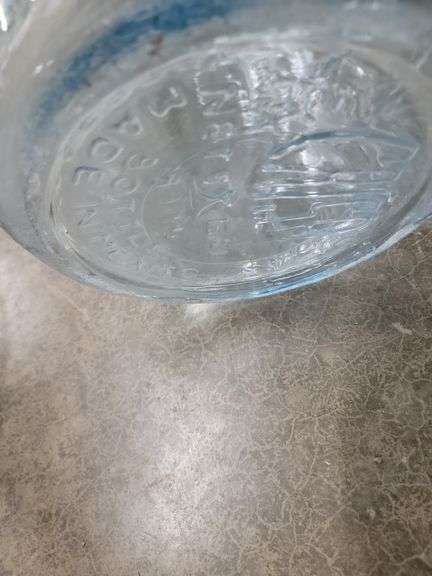 Crisa 5 Gallon Glass Water/Wine Jug Made In Mexico - Baer Auctioneers ...