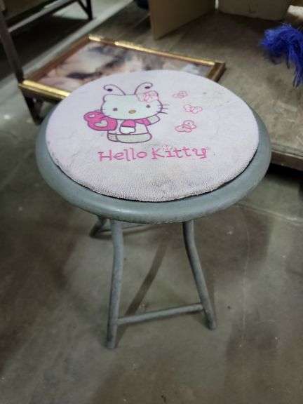Hello Kitty Stool & Toys, Craft Items - Baer Auctioneers - Realty, LLC