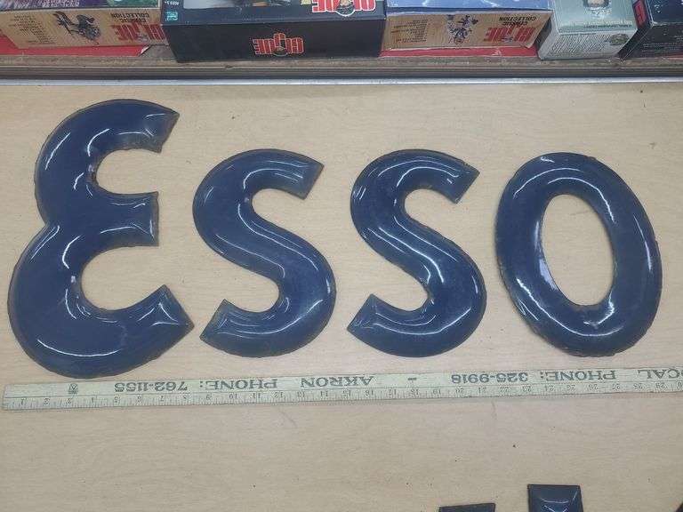 Porcelain ESSO Sign Letters - Baer Auctioneers - Realty, LLC