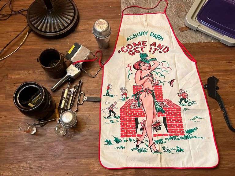 Vintage Bar Supplies and Vintage Apron - Baer Auctioneers - Realty, LLC
