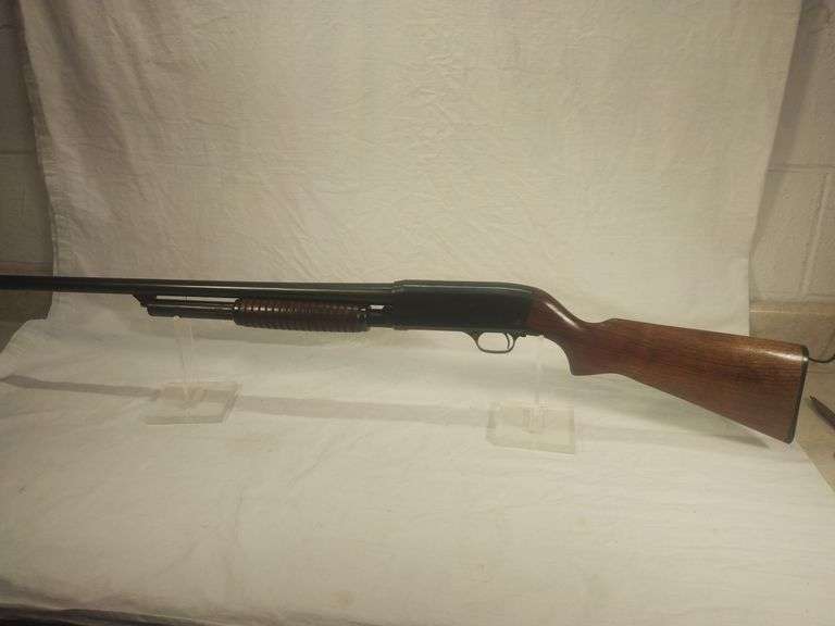 Stevens 820B 12ga Shotgun - Baer Auctioneers - Realty, LLC