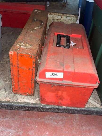 2 Tool Boxes, Misc - Baer Auctioneers - Realty, LLC