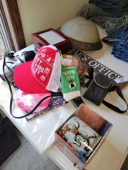 Assorted Household Items, Misc. - Baer Auctioneers - Realty, LLC