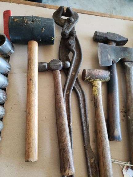 Assorted Hammers, Hatchet, Misc - Baer Auctioneers - Realty, LLC