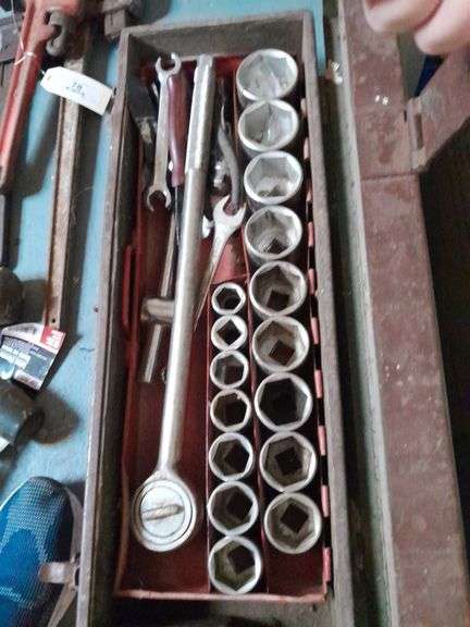 Heavy Duty Equipment Socket set - Baer Auctioneers - Realty, LLC