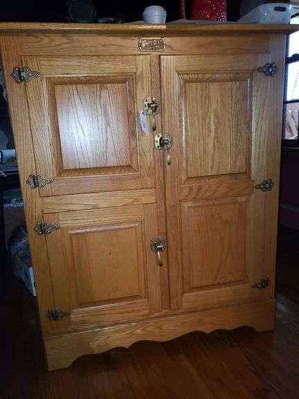 White Clad Cabinet And Side Table - Baer Auctioneers - Realty, LLC