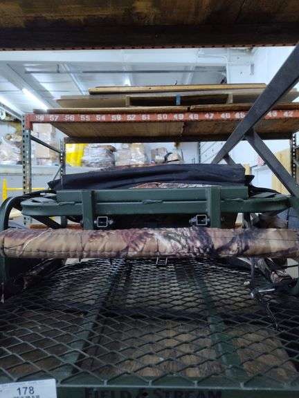 Field And Stream Tree Stand - Baer Auctioneers - Realty, LLC