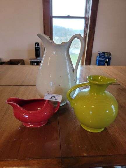 Fiestaware Gravy Bowl, Pitcher, Vintage White Pitcher Has Cracks - Baer ...