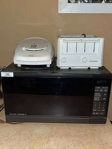 Microwave, George Foreman Grill, Toaster - Baer Auctioneers - Realty, LLC