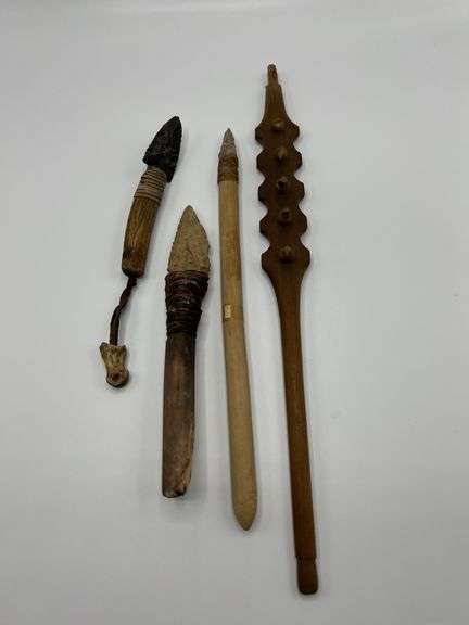 4 Native American Knapped Flint and Animal Claw Tools - Baer ...