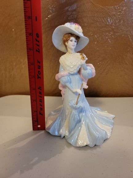Coalport Figurine High Society Collection Lady Sara Bone China Figurine ...