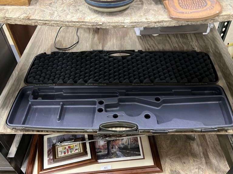 Caesar Hard Plastic Gun Case - Baer Auctioneers - Realty, LLC