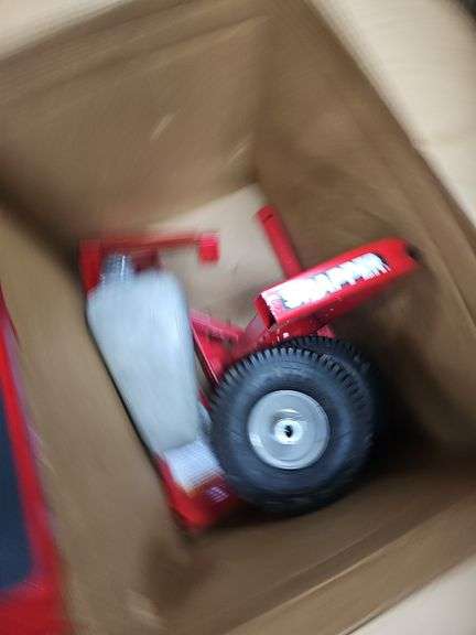 Snapper Stand / Sit Sulky Kit for Walk Behind Mowers - Baer Auctioneers ...