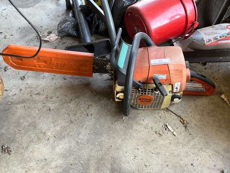 Stihl MS 290 Chainsaw - Baer Auctioneers - Realty, LLC
