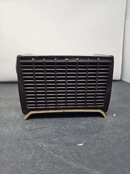 Olympic Model 440 Radio, Works - Baer Auctioneers - Realty, LLC