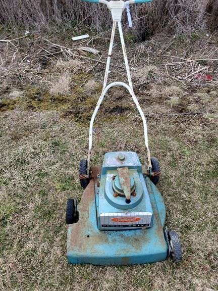 Sunbeam Push Mower - Baer Auctioneers - Realty, LLC