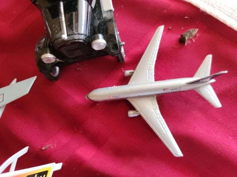 Model Planes & Cars - Baer Auctioneers - Realty, LLC