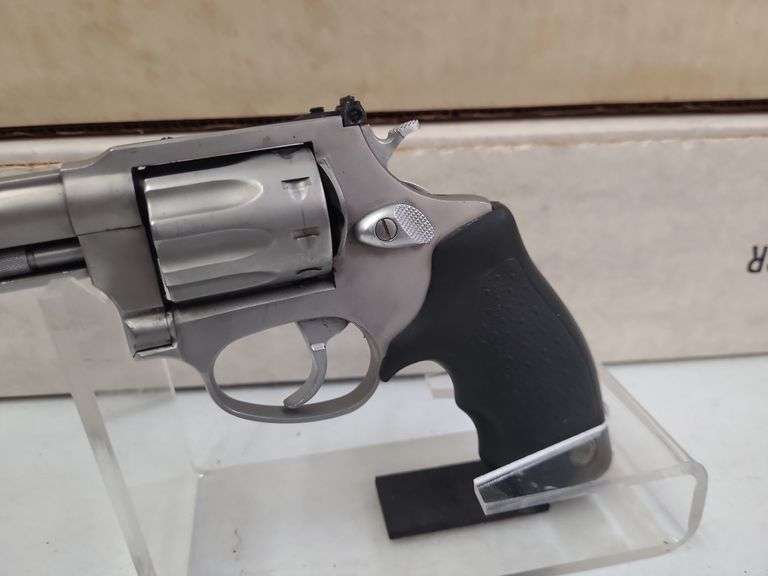 Taurus 94 22Lr Revolver - Baer Auctioneers - Realty, LLC
