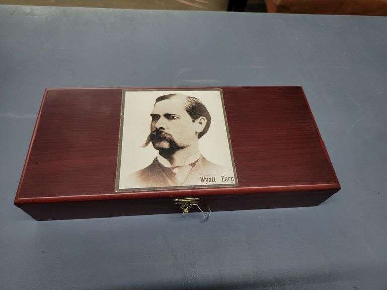 Wyatt Earp Collector Knife & Badge In Wooden Box - Baer Auctioneers ...