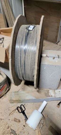 Plastic Roll Binding Material - Baer Auctioneers - Realty, LLC