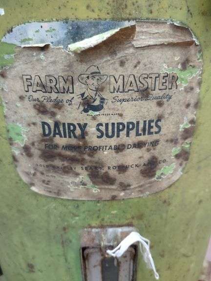 Farm Master Antique Cream Separator - Baer Auctioneers - Realty, LLC