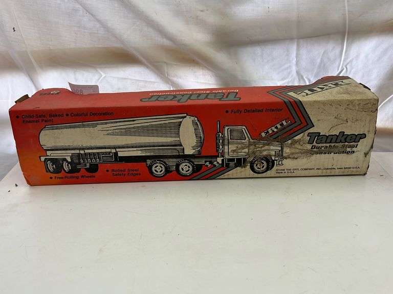 Ertl Conoco Tanker - Baer Auctioneers - Realty, LLC