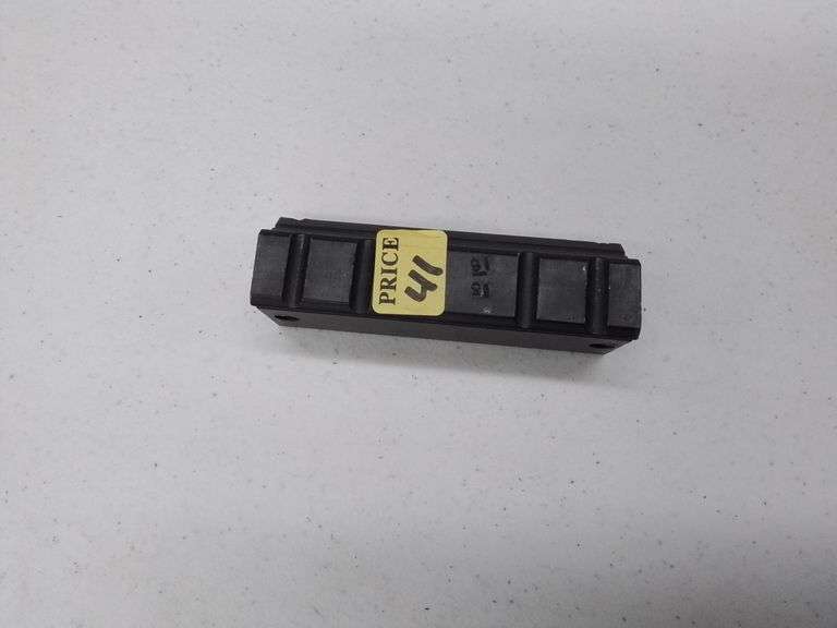 Muzzleloading scope mount for 15/16 octagon barrel - Baer Auctioneers ...